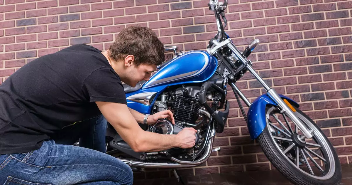 8 Important Things To Know Before You Start Riding Motorcycles – The ...