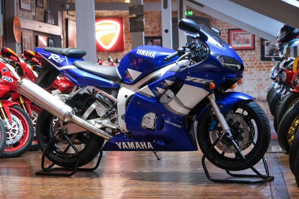 Evolution Of The YZF-R6 Model In The R-Series Lineage – The Bike Strike